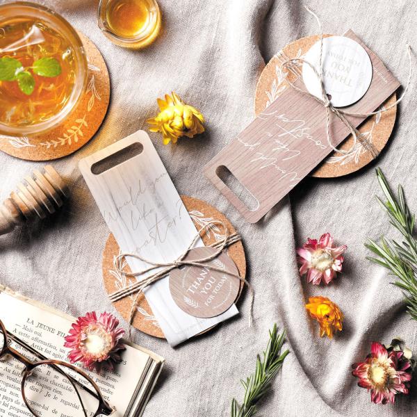 【キャンセル不可 返品不可】結婚式 プチギフト おしゃれ リーフコルクコースター 雑貨 ウェディング パーティー 二次会 ブライダル ギフト 送賓 お見送り お礼 お返し特別な日の感謝を、いつもの日常でも伝えられるナチュラルアイテム。おしゃ...