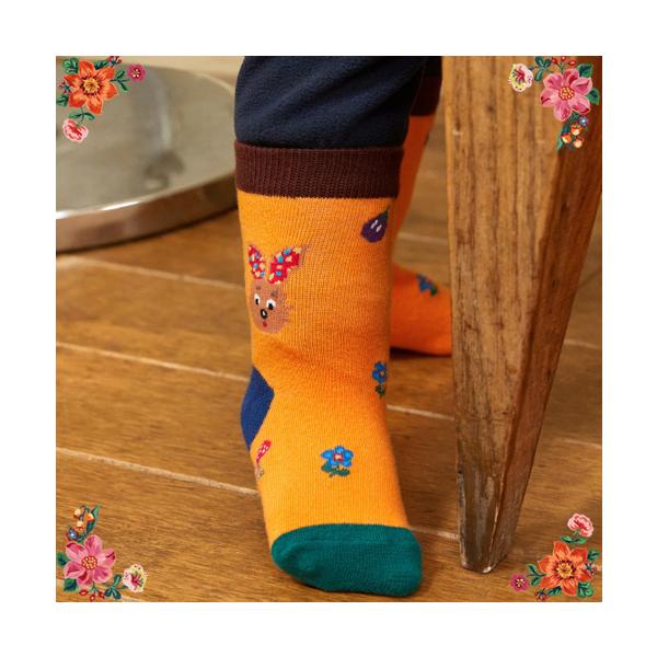 【クリックポスト発送可】<ご注文点数が多い場合は宅配便に変更となります>ナタリー・レテの描く、ポップ＆キュートな動物たちが美しい靴下になりました！こちらは、ドット柄お耳もおちゃめな茶ウサギ・ジャンをフィーチャーした一足。靴下上の...