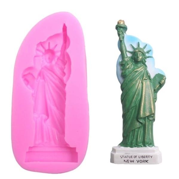 ハンドメイドに色々使えるシリコン型シリコンマットです。ー40℃から210℃まで対応！シュガークラフト、シュガーベール、レジン、樹脂粘土、チョコレート型、キャンドル型、石鹸型、オルゴナイト、アロマハイストーンなどにお使いいただけます。日本では...