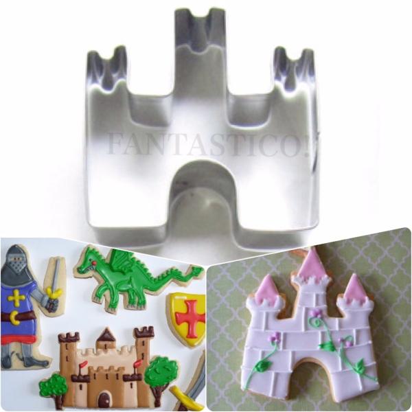 ハンドメイドのステンレスクッキーカッターです。アイシングしておしゃれなプレゼントに☆お子様と一緒にクッキングしても楽しいです♪アイシングクッキーやキャラ弁、ハムやチーズにスタンプしてホームパーティーに、アイディア次第で色々楽しんでいただけま...