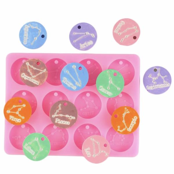 ハンドメイドに色々使えるシリコン型シリコンモールドです。ー40℃から210℃まで対応！シュガークラフト、シュガーベール、レジン、樹脂粘土、チョコレート型、キャンドル型、石鹸型、オルゴナイト、アロマハイストーンなどにお使いいただけます。日本で...