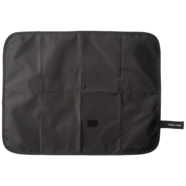 折りたたんでコンパクトに収納