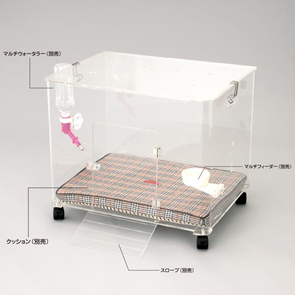 大人気のクリスタルパレスが安心安全の日本製にリニューアル。上部カバー付きで、飛び出し防止。ペットの様子が観察しやすく、キャスター付きで移動もスムーズ。新発想、独自設計の透明アクリルハウス。ペットの様子がよく観察でき、オーナーとのコミュニケー...