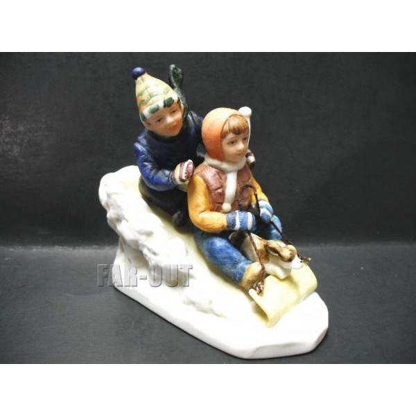 USA　1983年 　陶磁器製　Norman Rockwell Museum コレクション 古き良き時代のアメリカを描きアメリカで最もよく売れた雑誌「サタデー・イブニング・ ポスト」の表紙を47年間もの間、毎週のように描き続け世界中の多くの...