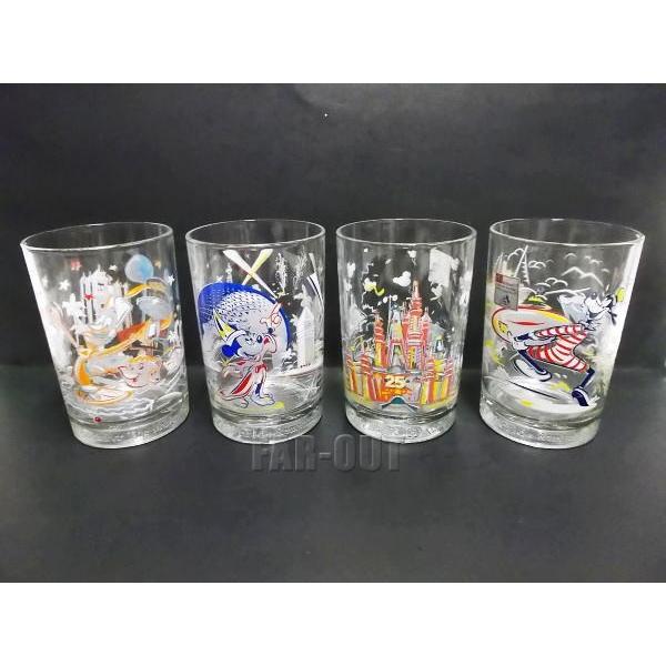 WDW ウォルトディズニーワールド　1996年　25周年記念アメリカ　マクドナルド　プロモーション用25周年に開催されたパレード"Remember the Magic"記念　WDWのテーマパーク　マジックキングダム(シンデレラ城 ドナルド)...