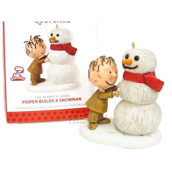 ホールマーク社　USA　2013年「 Pigpen Builds a Snowman 」ホコリを引きつける不思議な力を持つ可愛いキャラクター ピッグペンサイズ：本体高さ約7cmホールマークオーナメントとは日本では雑貨店などに並ぶメッセージカ...
