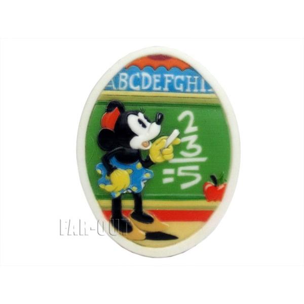 ディズニー テーマパーク限定　USA　2013年オルショウスキースタジオ製作　期間限定品 PokitPals シリーズ コレクタブル 陶器のような樹脂製のハンドメイドで両面に絵柄が彫られて蓋の部分はマグネットが付いています サイズ：高さ約5...