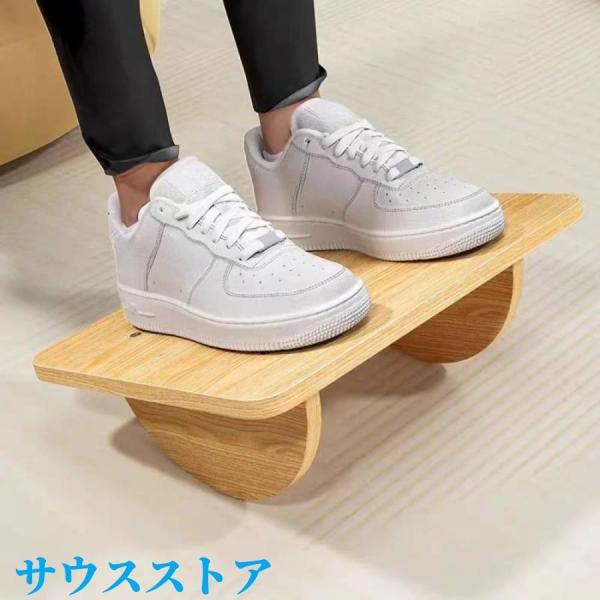 商品サイズ: 長さ30cm×幅40cm×高さ14cm、重さ:約1600g【マルチユースデザイン】立って使うだけでなく、椅子に座りながらでも体幹トレーニングが可能。在宅ワーク時の運動不足解消に。【心地よい使用感】天然木の風合いでリラックス効果...