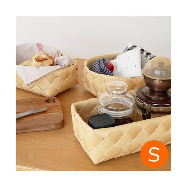 ●Timb.は天然素材を感じながら、しなやかで柔らかい質感を実現した、これまでにないカゴです。●一番小さいサイズのSシリーズは、色んな小物収納にぴったりです。【仕様】●サイズ:[ラウンド]約直径23×9cm、[オーバル]約26×18×9cm...