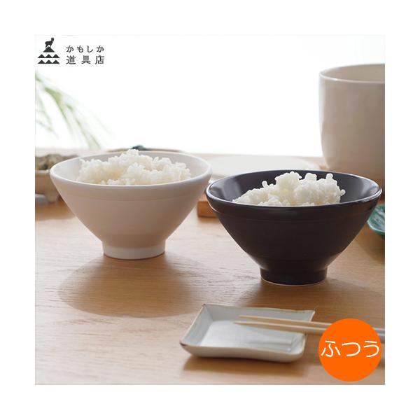 ●老若男女問わず、誰でも使いやすいお碗です。お碗に愛着をもって長く使って頂くための工夫がこらしてあります。●お碗の外側にあるマット調の帯が、山口陶器の技術、撥水釉薬です。マット部分は時とともに傷がついたり、色が変わったりしながらなじみ、風合...