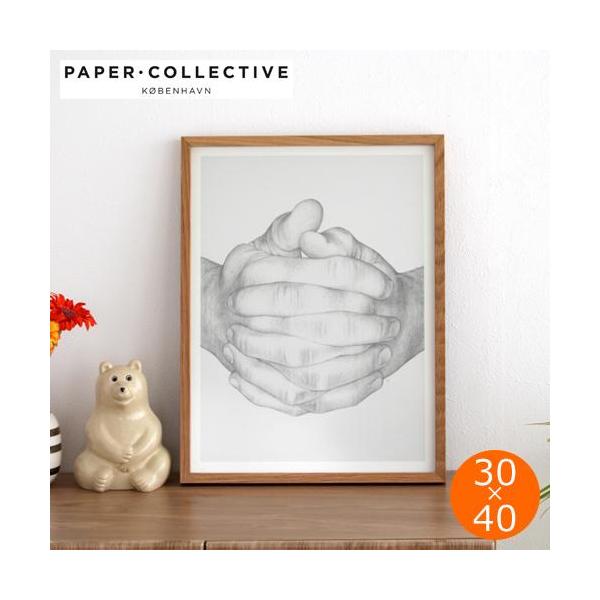 ●2012年にデンマークのコペンハーゲンで創立したポスターブランド、PAPER・COLLECTIVE(ペーパーコレクティブ)のFolded Handsです。モノトーンでシンプルながら存在感があり、お部屋の雰囲気をぐっと引き締めてくれます。薄...