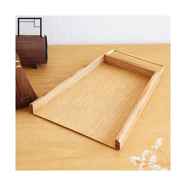 ●掃除はちょっと面倒でも、掃除が楽しくなる道具があればささっと片付けられる。●木のぬくもりと真鍮の組み合わせが素敵なちりとりです。●台形のタモの突板に真鍮の取っ手をつけた、極シンプルなつくり。●置いていてもお部屋の雰囲気を損なわずインテリア...