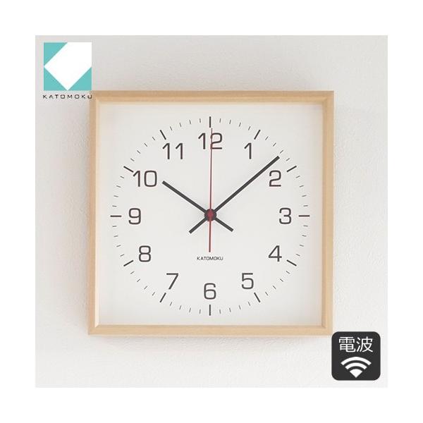 ●人気の「Plywood Wall Clock 4」シリーズの文字や針をそのままに、「Muku Square Clock」シリーズの四角い木枠に収めた少しクラシカルな掛け時計です。●●美しい留め加工の四角い木枠は、千切り加工で強度を高め、繊...