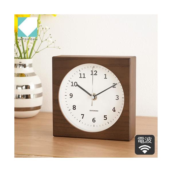 ●14cm角のホワイトアッシュ材をくり抜いて作られた「Dual use clock 4」。小さくても存在感のある電波時計です。●リビングや玄関など、ちょっとしたスペースに置ける使いやすいミニサイズです。●木枠にブラウンの塗装を施し、深みのあ...