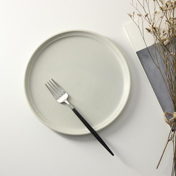 ▼カテゴリーカトラリー フォーク キッチン 洋食器 食器 テーブルウェア キッチン雑貨▼色ブラック 黒 シルバー マットシルバー 銀▼形状無地 マット つや消し ステンレス製 おしゃれ オシャレ 北欧 高級感 スタイリッシュ アンティーク ...