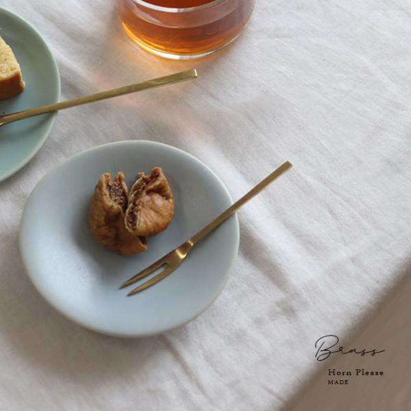 ▼カテゴリー真鍮カトラリー 真鍮製カトラリー カトラリー スイーツフォーク スイーツ 姫フォーク ヒメフォーク ピック フォーク キッチン 洋食器 食器 テーブルウェア キッチン雑貨 キッチン用品 単品▼色ゴールド 金 金色▼形状おしゃれ ...