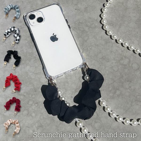 シュシュ風のデザインが可愛いハンドストラップ持つだけでコーディネートのアクセントになり、おしゃれ見え抜群。スマートフォンのサイズ問わずに使用可能ですスマホ以外にもカードケースや小銭入れ、お家の鍵に付けても◎ダブルカラビナでマルチに使えます。...