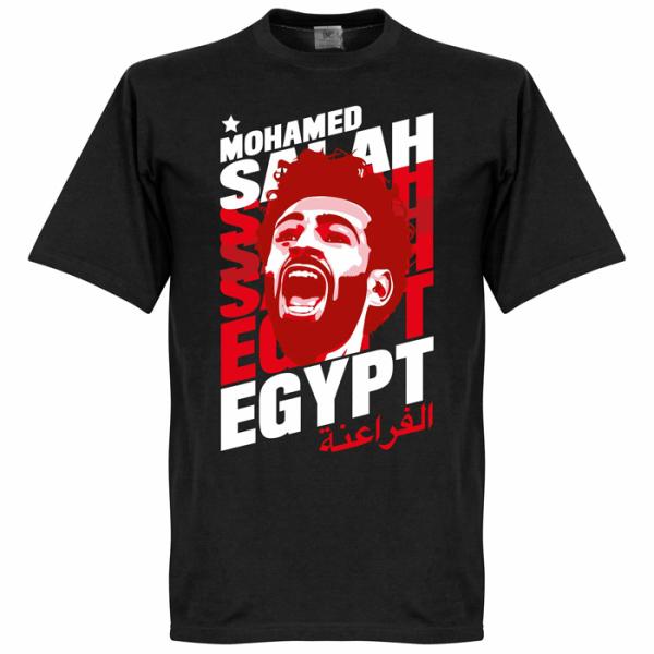 英国発のフットボールウェアブランド『RE-TAKE』（リテイク）。規格外の突破力を誇る、リバプール所属 エジプト代表モハメド・サラーのTシャツ。絵画のようなプリントがCOOLな一枚！バックは、無地デザインです。※日本未発売商品■サイズ・イン...