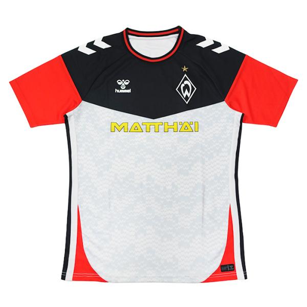 ヴェルダー・ブレーメン 2025-26 シーズン GK ユニフォーム。■商品仕様・コントラストの効いたカラーリングと特徴的なカラーブロックがユニークなデザイン。・グレー生地の部分にはトーンの異なるカラーで小さなシェブロン柄がランダムに入りま...