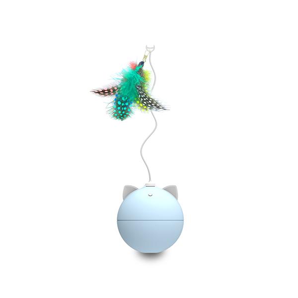 ボールタイプの猫用トイ。電動で３６０度ランダムにクルクル回転をして猫の興味を引き付けます。・猫じゃらしは２タイプ装備（ボールタイプ・羽タイプ）・猫耳がカラフルに光るＬＥＤ搭載・静音モーターで夜も静か・１０分動作し、自動オフ