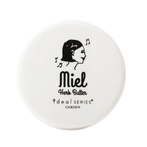 天然由来成分99%以上配合のヘアバターヘアスタイルをナチュラルにホールドしながらおしゃれな束感・ツヤ感が思いのまま。【製品特徴】■99%以上天然由来成分配合すべて天然由来の美容(主に保湿)成分。べたつきにくく、スタイリング後、何度髪を触って...