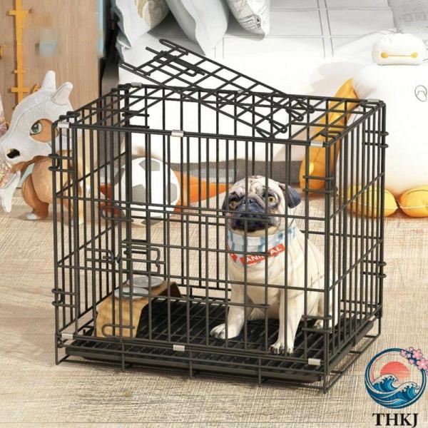 この商品について ダブルドアがあるペットケージ 丈夫な金属製ワイヤーで作られ、天板もあるため留守中にペットの飛び出しや、いたずらによる怪我や事故の発生にも防止可能。 ドアには手動ロックがついており、安全性とセキュリティーを確保 平らに折りた...