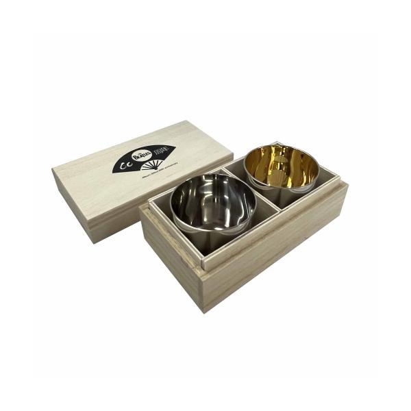 燕の研磨職人達が一つ一つ丁寧に仕上げ、芸術の域に達した磨きの外観。鏡のように美しく輝く外側の研磨はもちろんのこと、内面研磨も徹底した匠の技術により作られています。みがきマイスターシリーズは、研磨技術を極めたユキワブランドがこだわり抜いて生み...