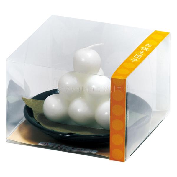 お供えものの中でも、全国的に定番の「お供え団子」を商品化しました。地方により積み方や数に多少の差はありますが、現代の小仏壇、リビング仏壇にもお供え頂き易いよう、愛らしいサイズに仕上げています。お皿のままでも、お持ちの高坏に載せて頂いてもご利...