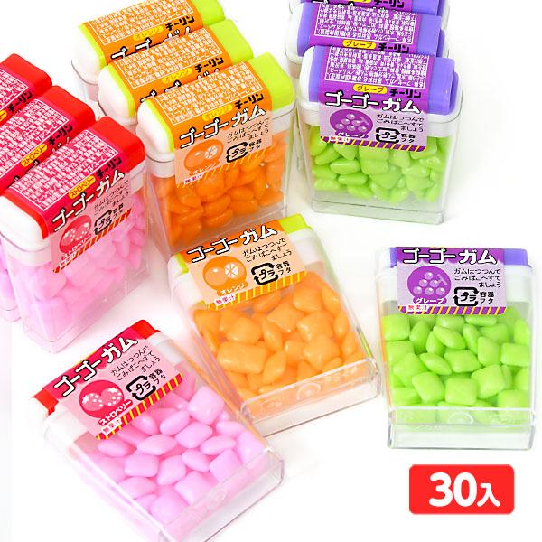 お菓子や駄菓子は、大人数イベントやパーティーなどの配布用人気アイテムに便利。おやつやおつまみとして楽しめるだけでなく、景品やおまけ、詰め合わせ用プレゼントとしても最適です。個装や個包装、小袋タイプで配布しやすく、子供会や子ども会、保育園、幼...