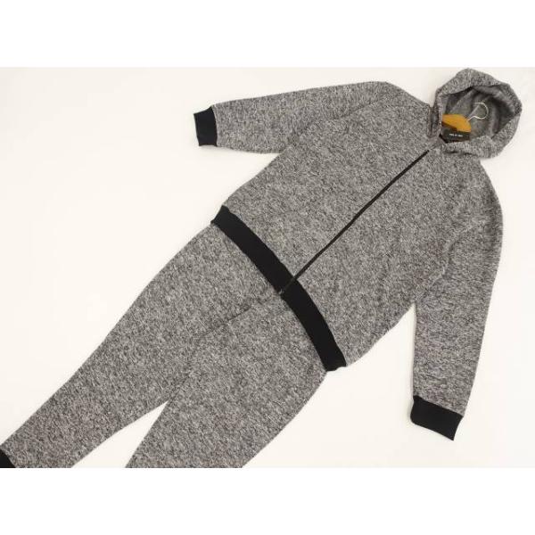 商品説明暖か裏起毛で寒いシーズンにぴったり。それぞれ単品でもOKでスポーツ、アウトドア、ルームウェアなど様々なシーンにお使いいただける万能スウェット上下セットです。新品タグ付きで状態の良い商品です。ブランドvide et boisサイズ≪パ...