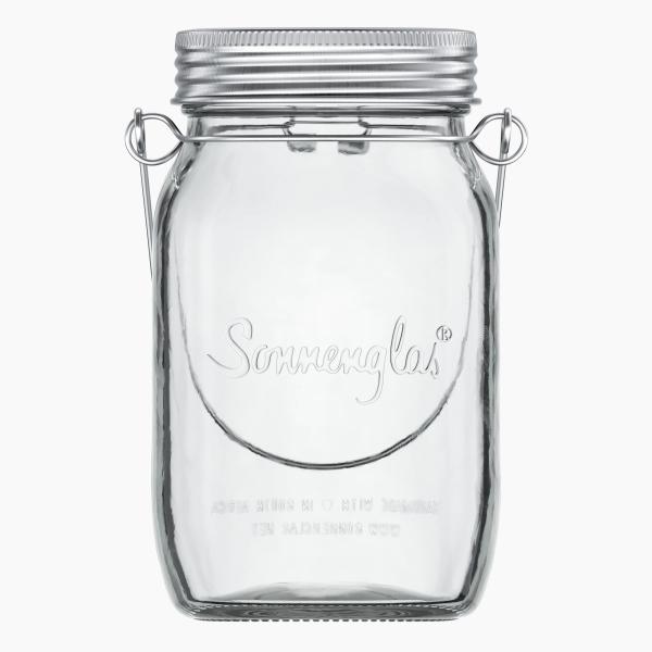 フェアトレードを通じて南アフリカで生産され、太陽光だけでやさしく温かい光を灯すソーラーランタンです。自分だけのデコレーションが可能で、持続可能性を美しく日々の暮らしに取り入れることのできるソネングラスは、アウトドアシーン、自室やバルコニー、...