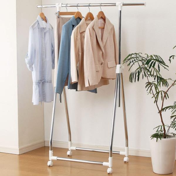 品番：N-7610 コンパクトフォールディングハンガー ホワイト商品仕様：●サイズ：幅60.5〜99.5×奥行48×高さ95〜160cm ●折りたたみサイズ：60.5×11×97cm ●足を開いた時の足部内寸：420×550cm ●下部パイ...