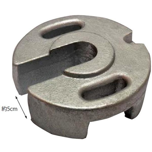 ●耐久性にすぐれたメッキタイプ。●重ねて使用できます。品番：K-3294 テントウェイト10R商品仕様：●材質：スチール●サイズ：径25cm直径×高5cm●重さ：約10kg●表面メッキタイプ●重ね置き可(K-2169/K-2179/K-21...