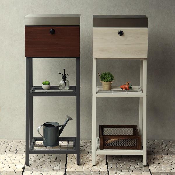 ●スタンドタイプ：置くだけで使用可能なスタンド式。●投函可能目安サイズ：レターパックライトやネコポスが投函可能です。●セキュリティー：鍵付きなので防犯面に安心です。※ダイヤルロックはお客様で好きな番号へ変更は出来ません※●アジャスター付：脚...