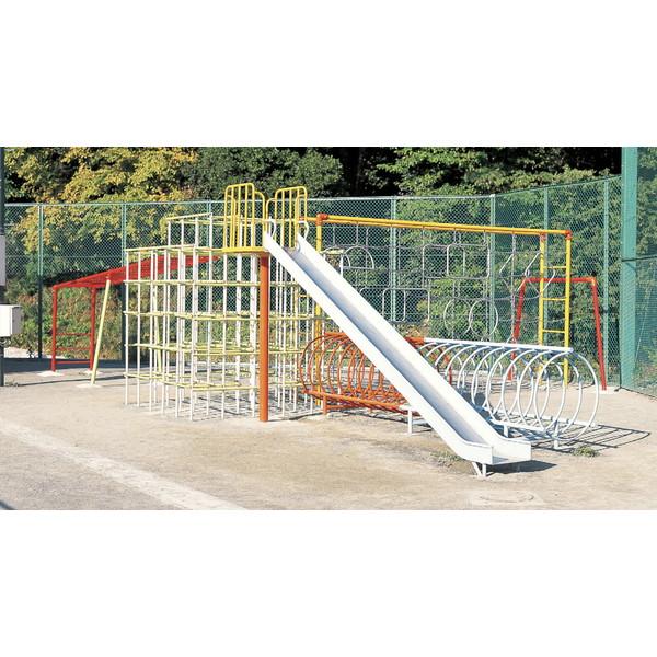 ●コンパクトな中に登る、滑る、ぶらさがる運動機能を集約した年少向け総合遊具です。品番：KB-3 コンビネーション商品仕様：●寸法／全長11.2m×全幅6.7m×全高2.7ｍ●無鉛塗装●本製品は、「遊具の安全に関する規準」JPFA-SP-S:...