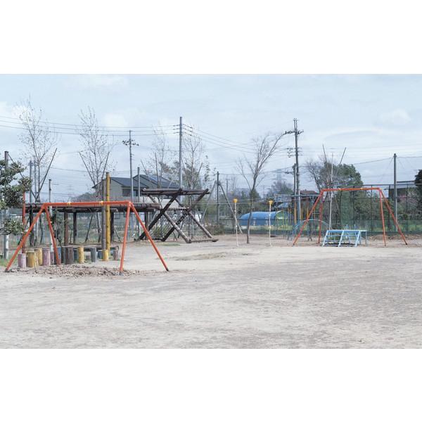 ●寸法／全長22.3m×全高3.2〜2.2m×奥行4.6m●無鉛塗装●本製品は、「遊具の安全に関する規準」JPFA-SP-S:2024に準拠しています。●本製品の鋼材、鋼管は亜鉛メッキ材使用。●※別途基礎工事が必要となる場合がございます。品...