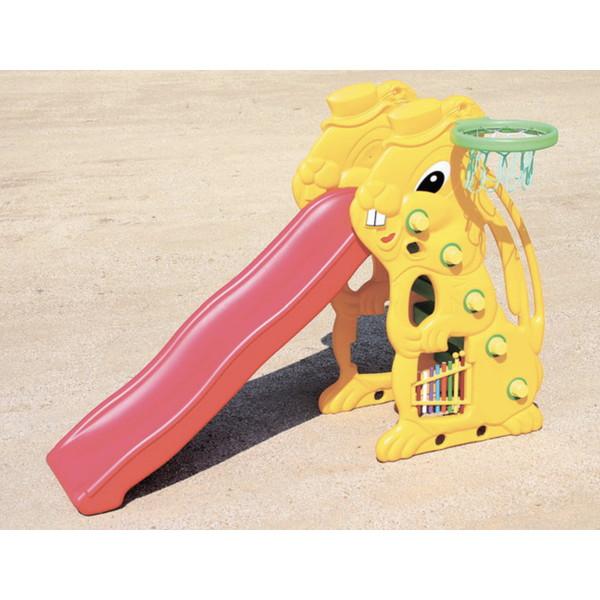●幼児も遊べるバスケット・リング付きのスベリ台です。品番：Y-103 うさぎさんスベリ台商品仕様：●主材／プラスチック（ポリエチレン）●寸法・重さ／長さ160cm×幅48cm×高さ111cm●重さ／12kg●仕様／バスケット・リングとボール...