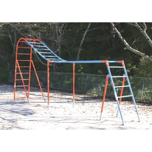 ●主材／GP40A（直径48.6）●寸法／全長6.6m×全高3m×全幅1.5m●無鉛塗装●本製品は、「遊具の安全に関する規準」JPFA-SP-S:2024に準拠しています。●本製品の鋼材、鋼管は亜鉛メッキ材使用。●※別途基礎工事が必要となる...