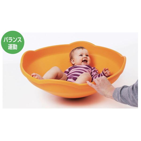 ●ミニコマは小さなこどもたちがシーソーのように揺らいだり、振られたり、回転したりして遊べます。●こどもたちのバランス感覚と運動制御の早期開発にとって大切なアクティビティーを促進します。●遊んでいるときのこどもの頭と指の保護に細心の注意を払っ...