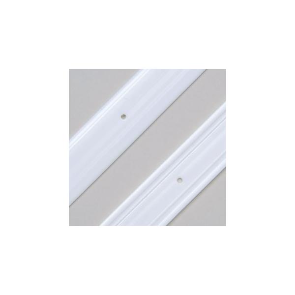 メーカー品番：G-1358　　商品仕様：●幅20mm×厚さ2.2mm×100m ●重さ3.5kg ●トラック用 ●低密度ポリエチレン製 ●クギ穴付(穴間10cm)