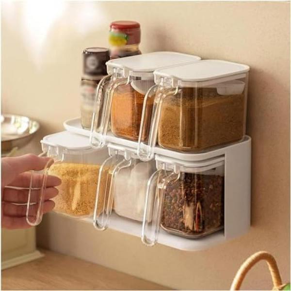 【発売日：2024年04月02日】スペースを節約！超強力マグネット式スパイスラックは壁掛けで台面をすっきり整理整頓！新バージョンアップ！マグネットシートを貼り付け不要で、磁力もグレードアップしてより安定感が増しました！【サイズ】約W21×D...