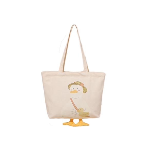 【発売日：2024年03月19日】【サイズ】37x34cm（サイズは手作業で計測しているため、1〜3cmの誤差が生じる場合があります。）【幅広い用途】容量が大きいので、一泊二日間の旅行カバン、フィットネスバッグ、友達や家族とピクニックに出か...