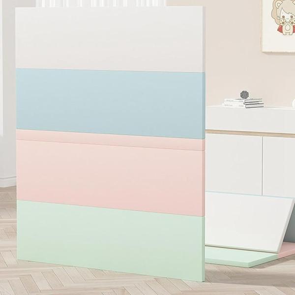 【発売日：2024年03月14日】々なシーンで活躍：お子様のお遊びマットとして、リビングやお部屋のお遊びスペースにピッタリ！おむつ替えやごろ寝、ママのラグマットとしても使えます。また、ピクニックに行くときにピクニックマットとして使用すること...