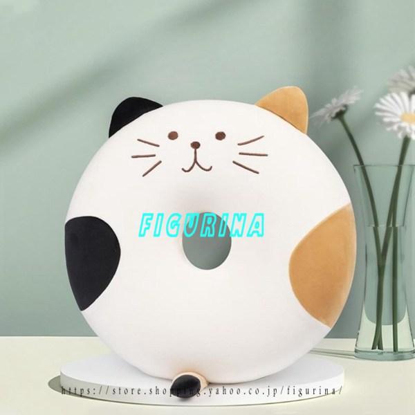 【発売日：2024年05月30日】仕事や家事で疲れた時に、可愛い動物たちが癒しをもたらしてくれます！可愛いデザインで楽しくリラックスできるアイテムです。【サイズ】サイズ 約40×40cm×7cm、 素材：ポリエステル94.4%、スパンデック...