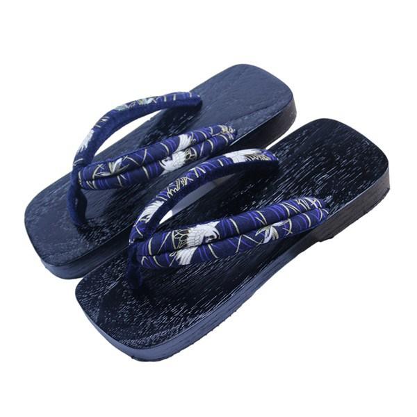 【発売日：2023年06月05日】浴衣や着物などの和装姿にはもちろん、デニムなどの普段着にも良く似合います。近所の散歩やつっかけとしてもご利用いただいています。軽い木材である桐を使用した男性用の下駄です。表面を焼いて木目をきれいに表現してい...