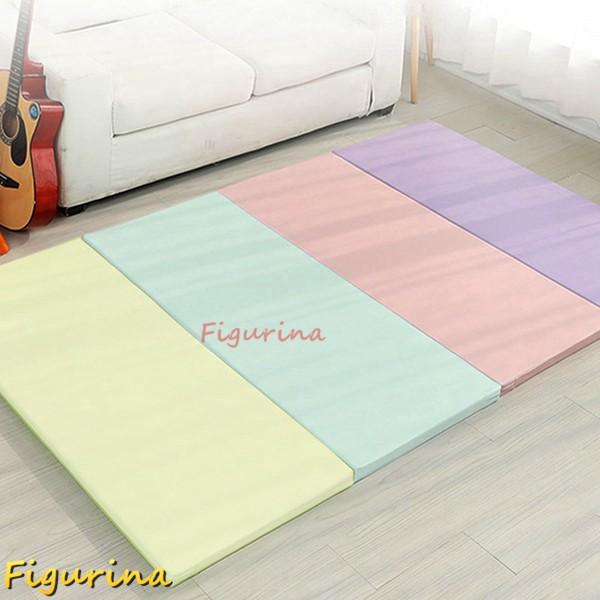 【発売日：2023年06月05日】【最新版プレイマットのメリット】：バージョンアップ版のプレイマットはより厚くて、防寒性が強い、防水防湿、四季節ども適用します（特に寒い天気に最適）。折り畳み式、清潔が簡単、滑り止めのデザインで、使いやすいベ...