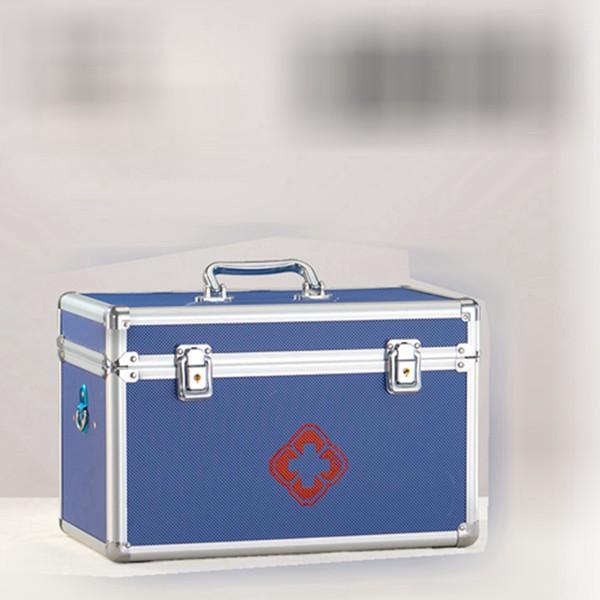 【発売日：2023年07月24日】【金属製】本体は軽量な金属製。各連結部分にはパッキンが用いられているので、防水性に優れています。雨や汗などからお薬を守ります。常備薬、飴などに使用可能。耐食性と耐錆性が良好、金属臭がありません。【高実用性】...