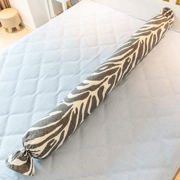 【発売日：2023年07月31日】完全に膨らむまでには、3?4日程度かかる場合があります。【高品質の低反発クッション】体にフィットする低反発クッションを使い、柔らかすぎず硬すぎずで体圧分散の抱き枕で老若男女を問わずにご使用でき、お部屋に置い...