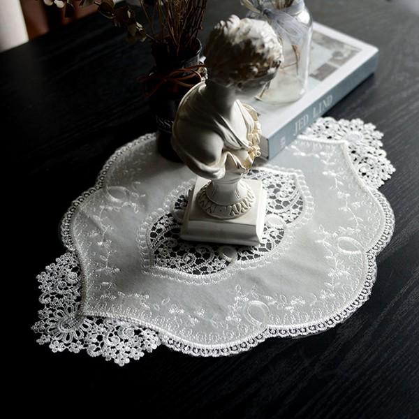 【発売日：2024年02月22日】★【洗濯注意】手で優しく洗浄してください。ブリーチは使用しないでください。換気の良い場所乾燥にでハングアップしてください。★素材：ポリエステル　サイズ展開（約）：30*45CM★【多用途】コースター、ランチ...