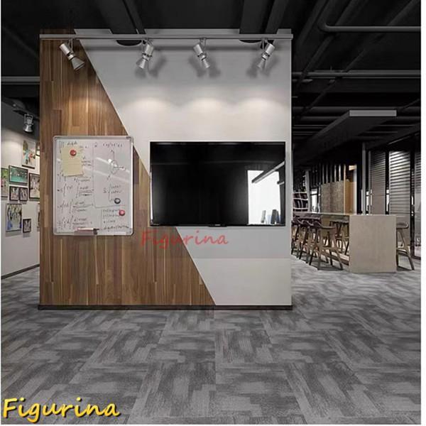 【発売日：2024年07月17日】【適用範囲広い】耐久性のあるカーペットタイルは、スーパー、ホテル、オフィス、小売店など、交通が混雑している場所に使用できます。オフィス、事務所、企業、会社、玄関、廊下、階段、リビング、厨房などのあらゆる種類...